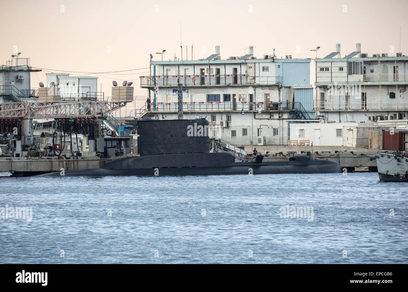 A submarine of the Dolphin class of the Israeli navy berths at the ...