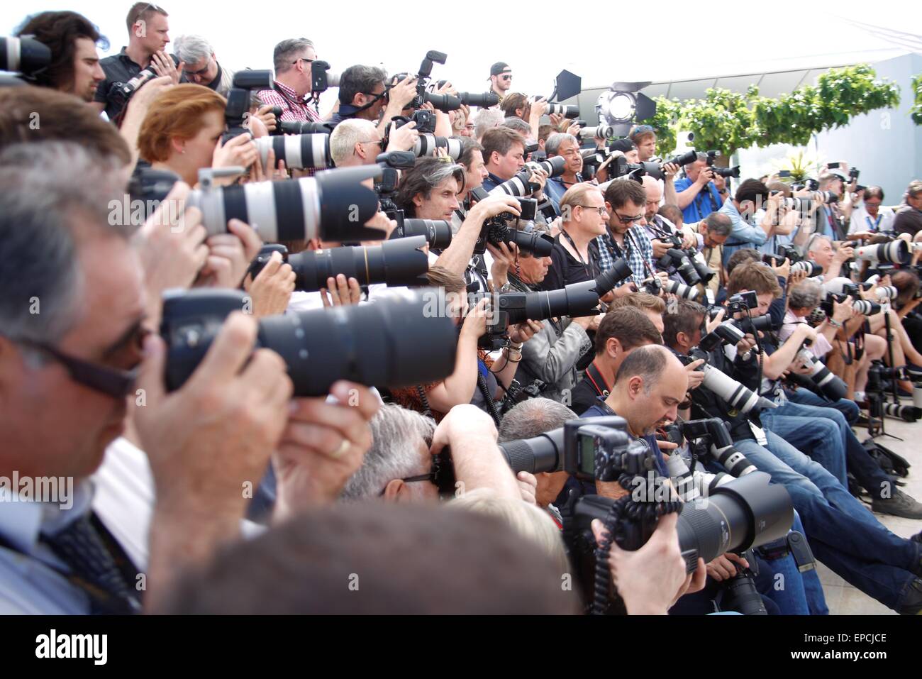Cannes, France. 16th May, 2015. Photographers from all over the world ...