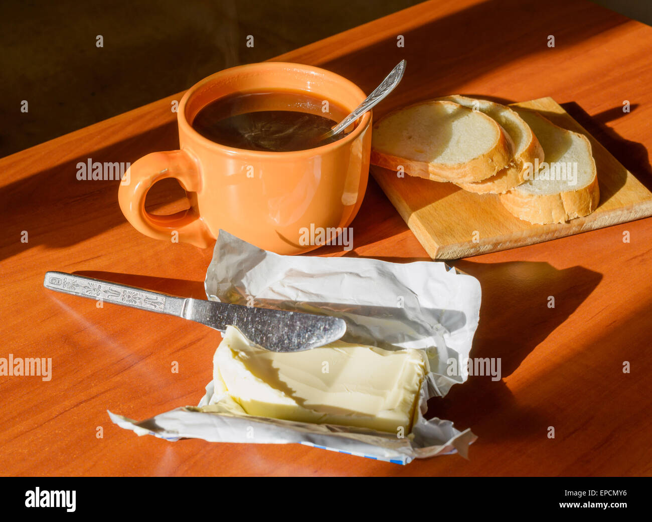 Coffee, bread and butter for a natural and healthy breakfast ...