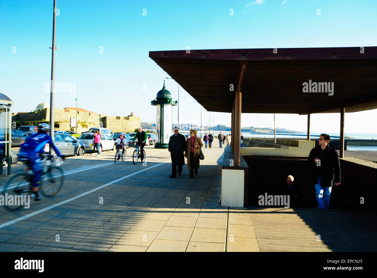 Porto promenade hi-res stock photography and images - Alamy