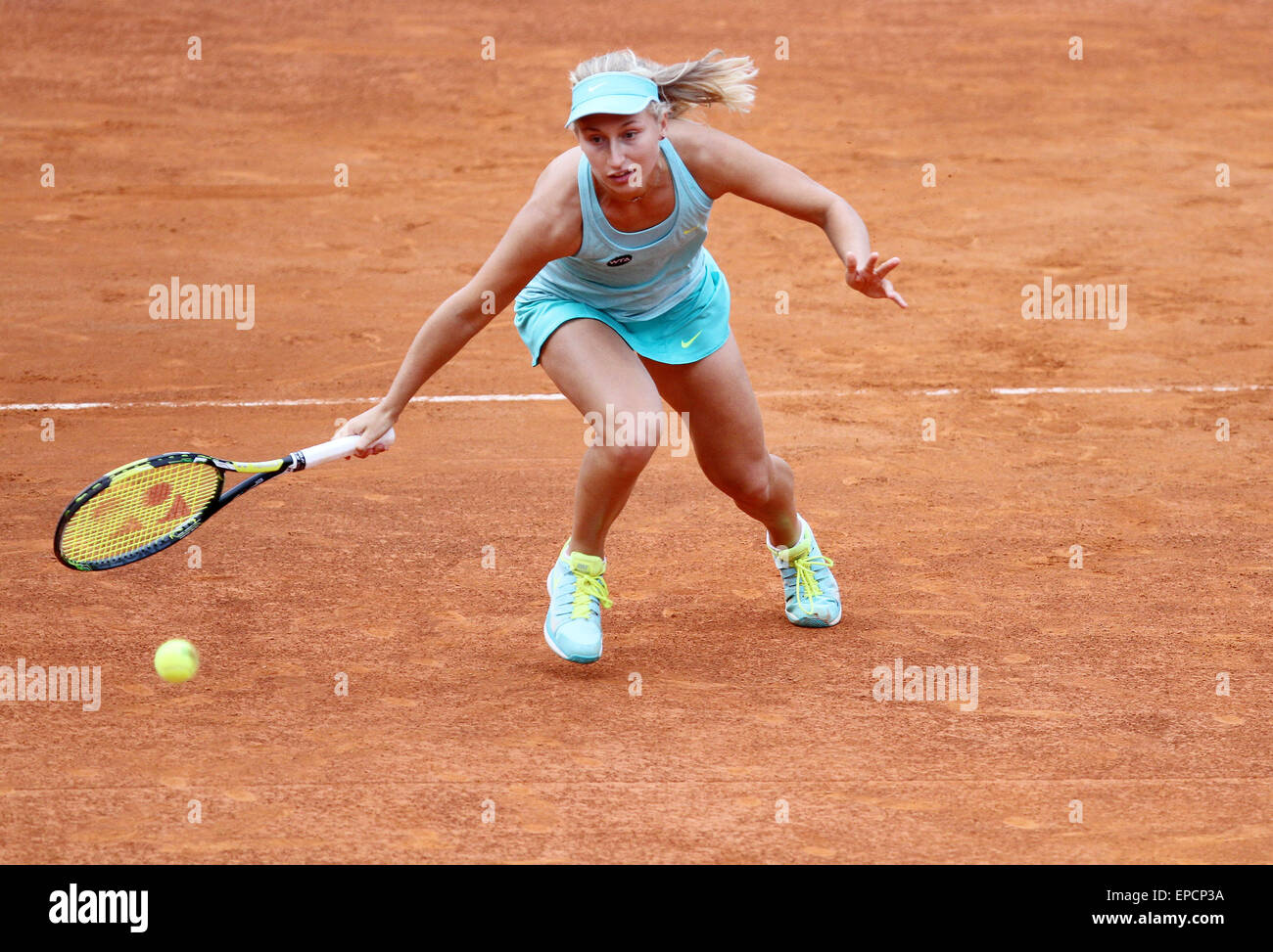 Maria sharapova return to tennis hi-res stock photography and images ...