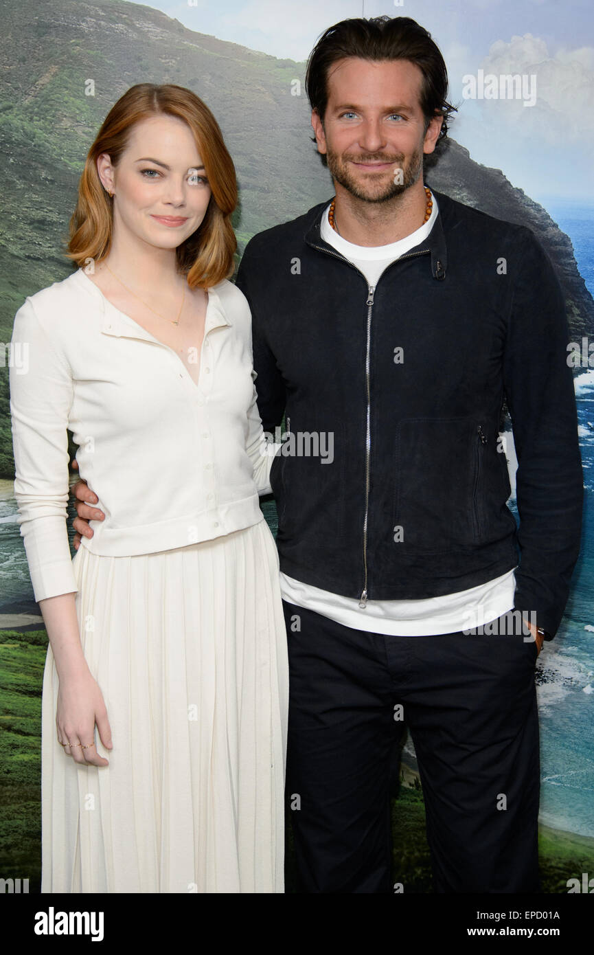 Emma Stone and Bradley Cooper arrive at a photocall for Aloha London Stock Photo Alamy