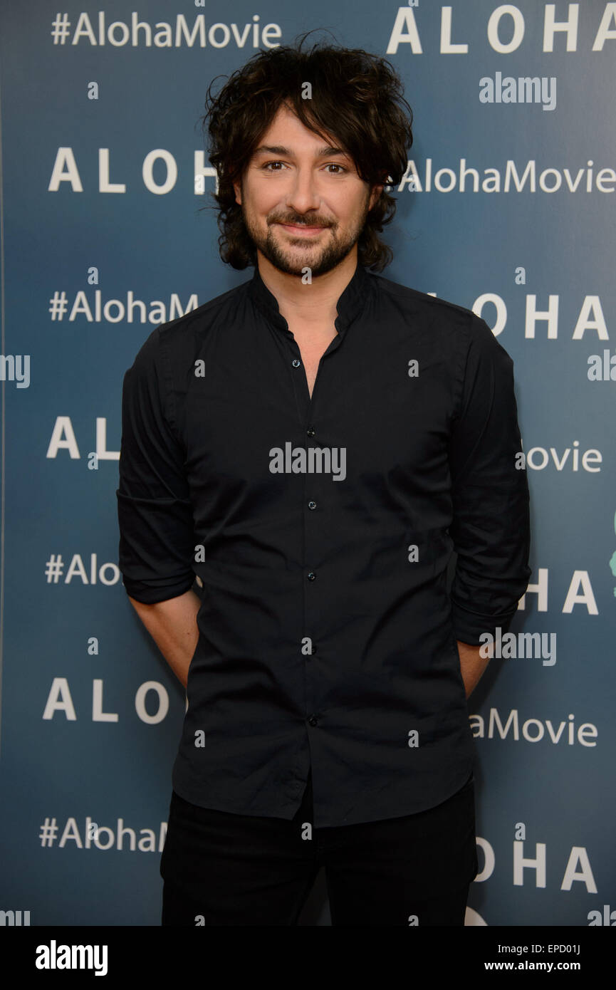 Alex Zane arrives at the UK premiere of Aloha, London Stock Photo - Alamy