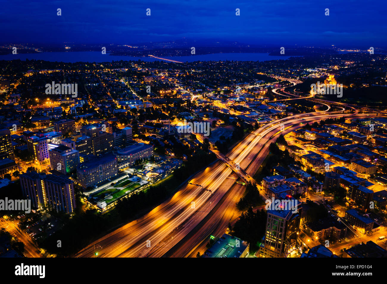 Aerial view seattle city skyline hi-res stock photography and images ...
