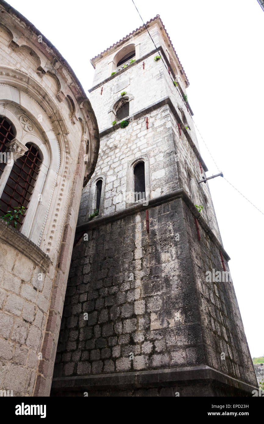 Windows arch hi-res stock photography and images - Alamy