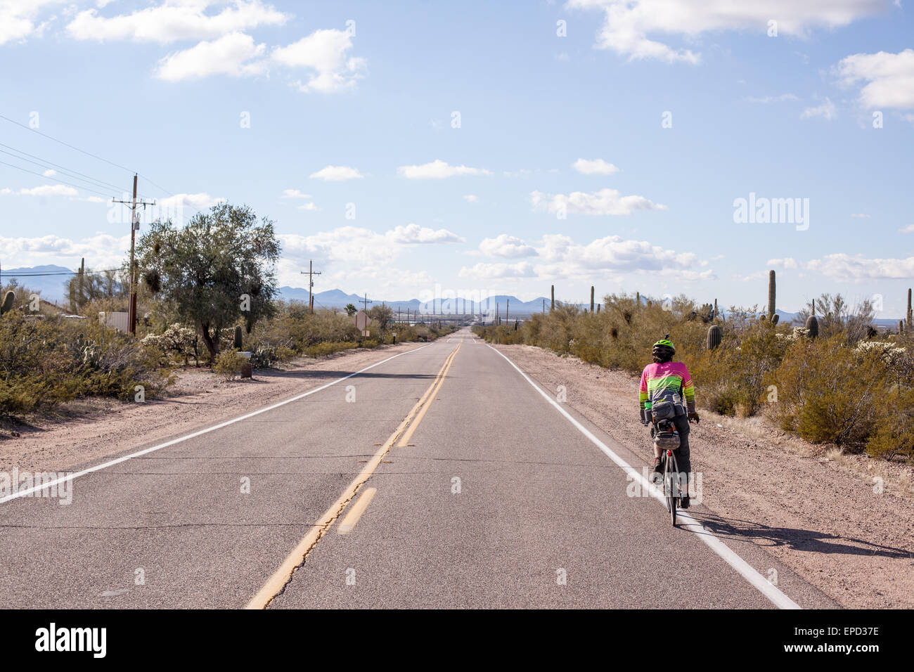 Bike ride in desert hi-res stock photography and images - Alamy