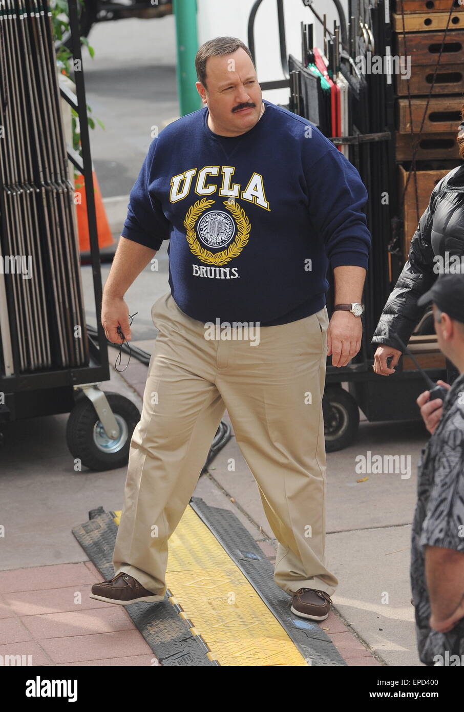 Comedian actor Kevin James filming his sequel "Paul Blart: Mall Cop 2 ...