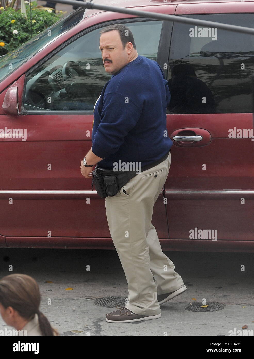 Comedian actor Kevin James filming his sequel "Paul Blart: Mall Cop 2 ...