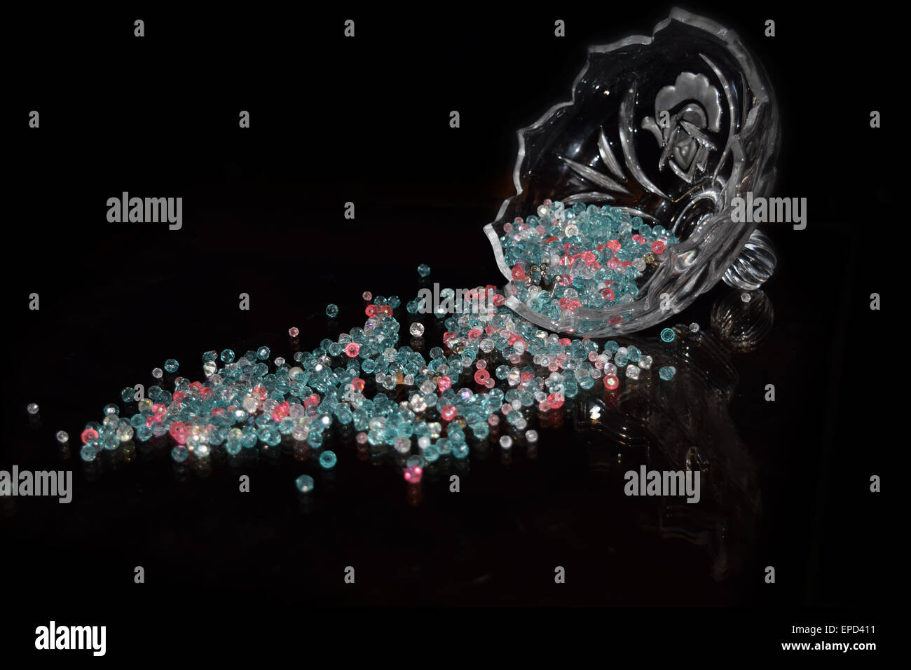 Falling crystals hi-res stock photography and images - Alamy