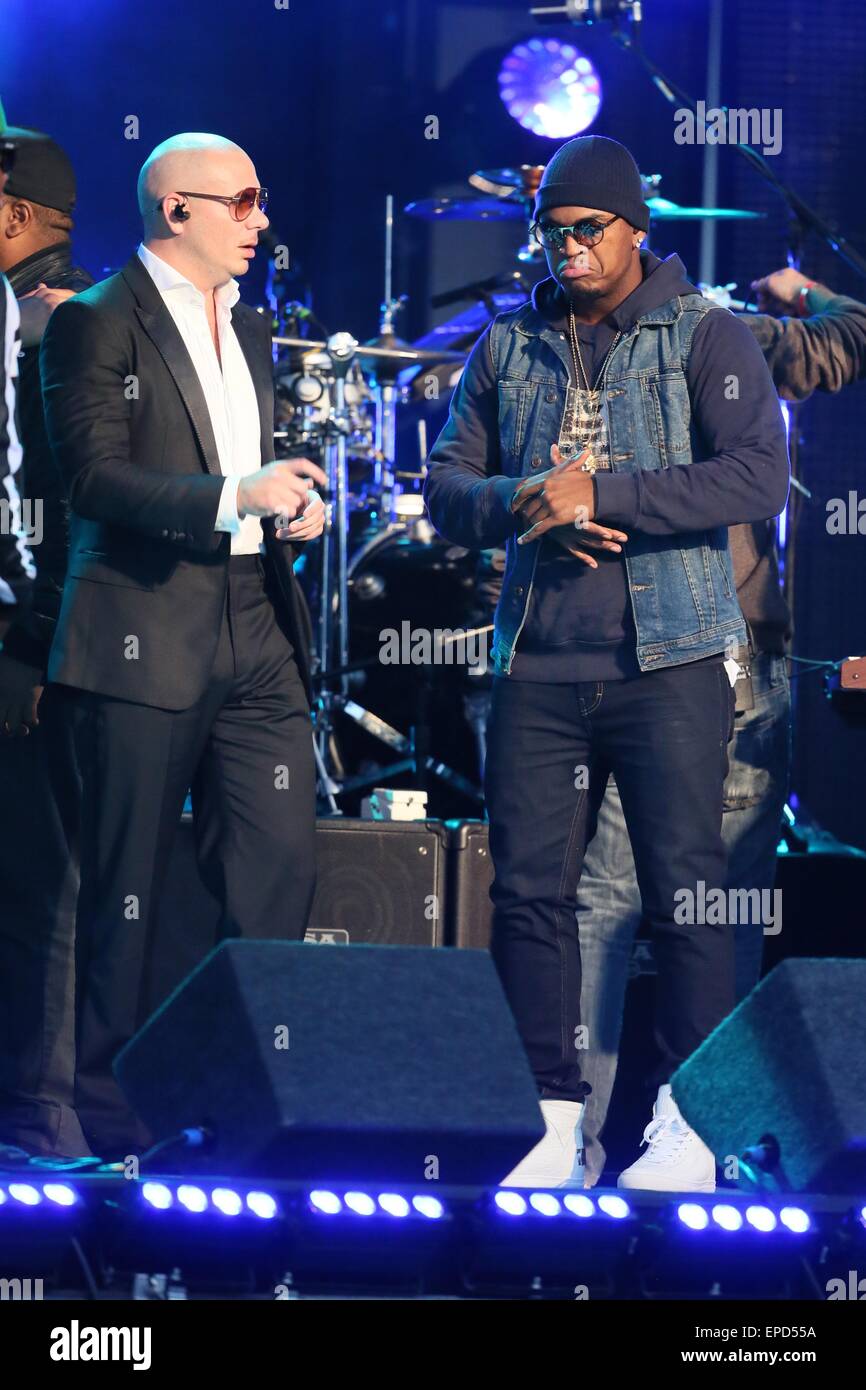 Pitbull and Ne-Yo perform together at ABC studios for late-night talk ...