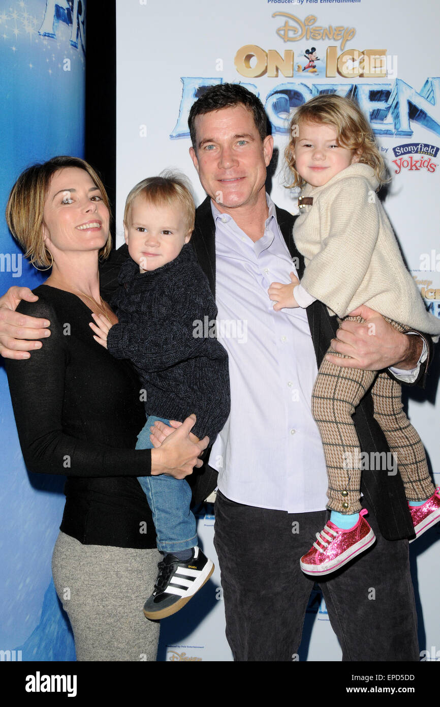 Leslie bourque and dylan walsh hi-res stock photography and images - Alamy