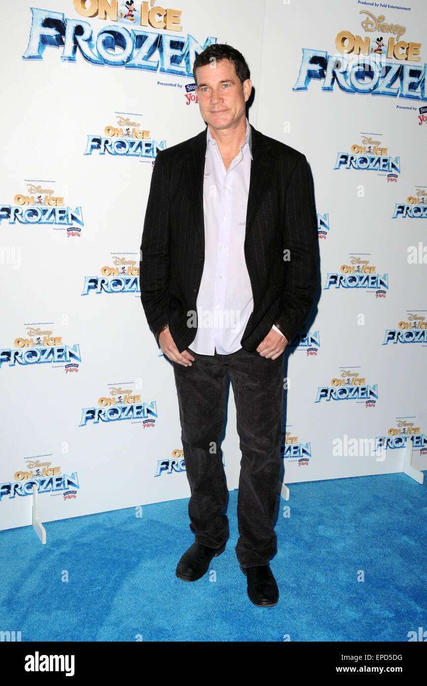 Disney On Ice presents 'Frozen' at The Barclay's Center in Brooklyn ...