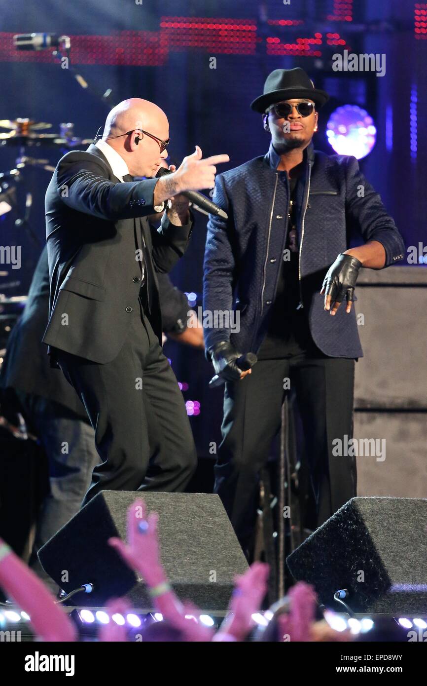 Pitbull and Ne-Yo perform together at ABC studios for late-night talk ...