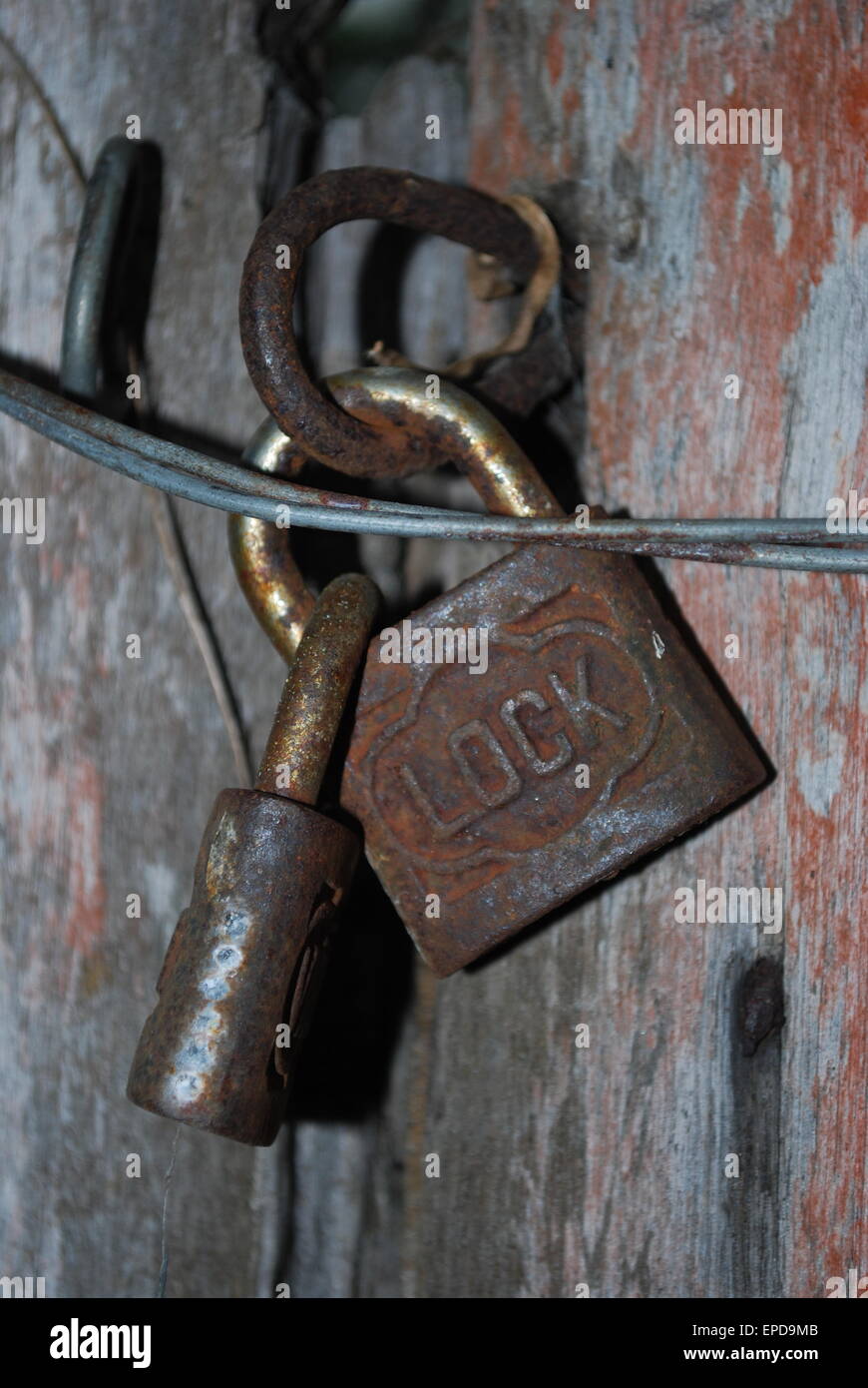 Hoop lock hi-res stock photography and images - Alamy
