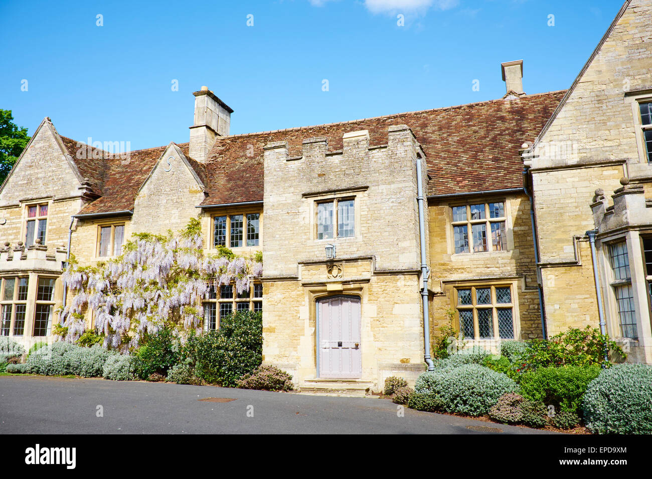 Rushden northamptonshire town centre hi-res stock photography and ...