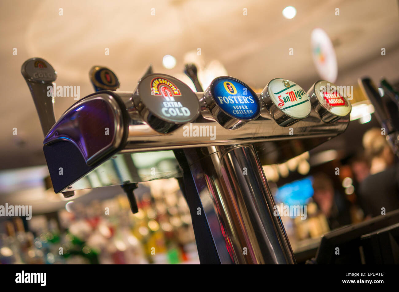 Bar beer taps hi-res stock photography and images - Alamy