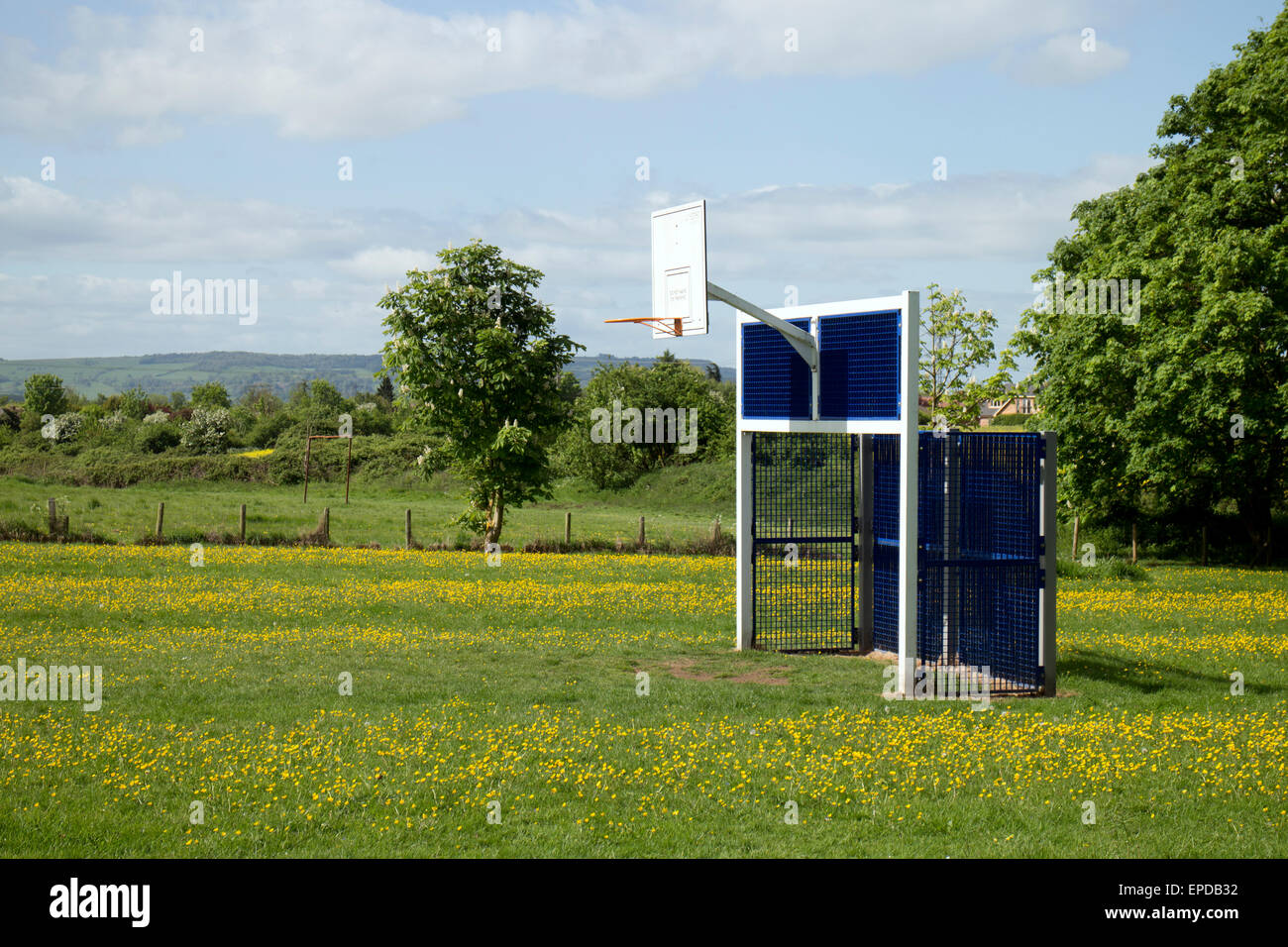 Rural basketball field hi-res stock photography and images - Alamy