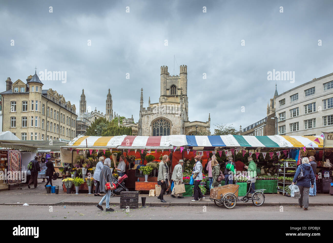 Cambridge market hi-res stock photography and images - Alamy
