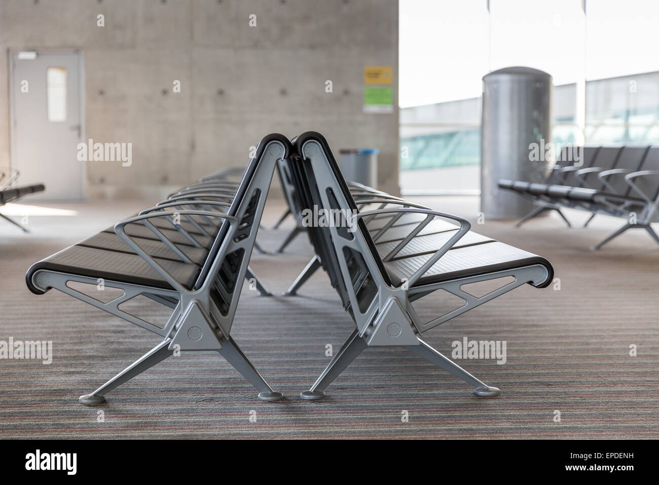 Modern Airport Lounge Seat Rows Stock Photo - Alamy