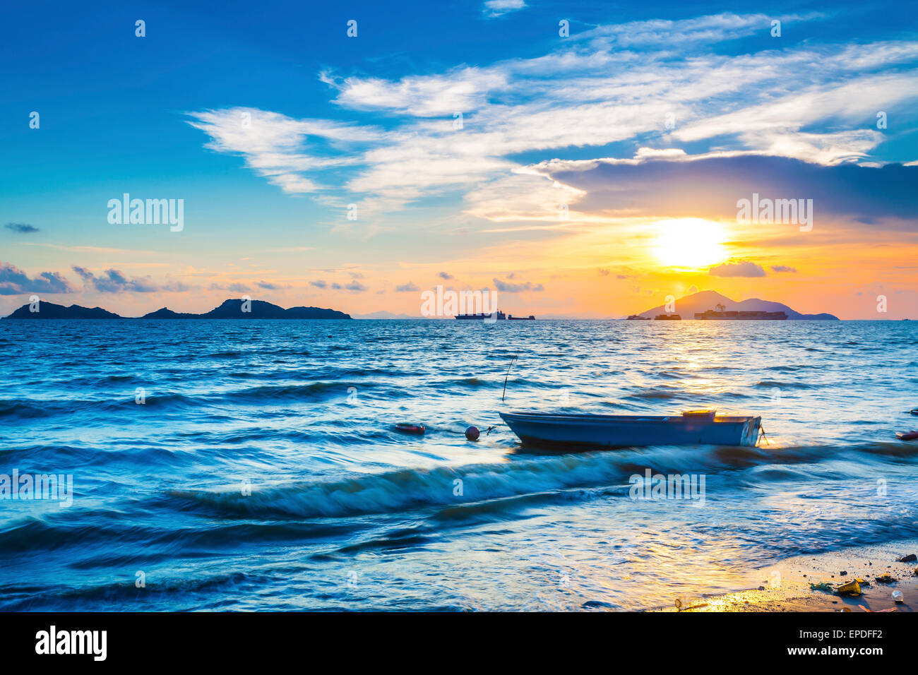 Evening sea coast Stock Photo - Alamy