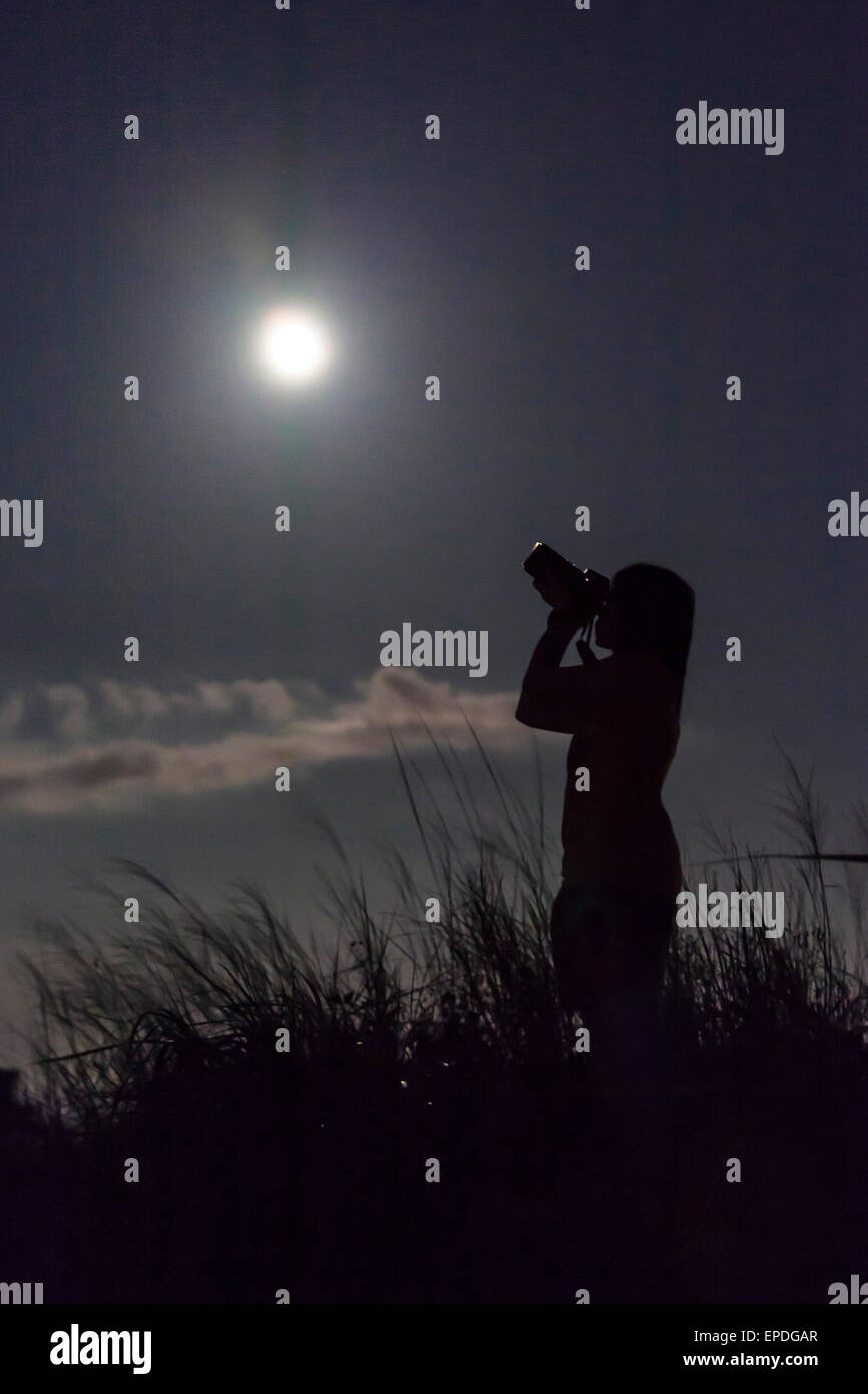 Hiking under the moon hi-res stock photography and images - Alamy