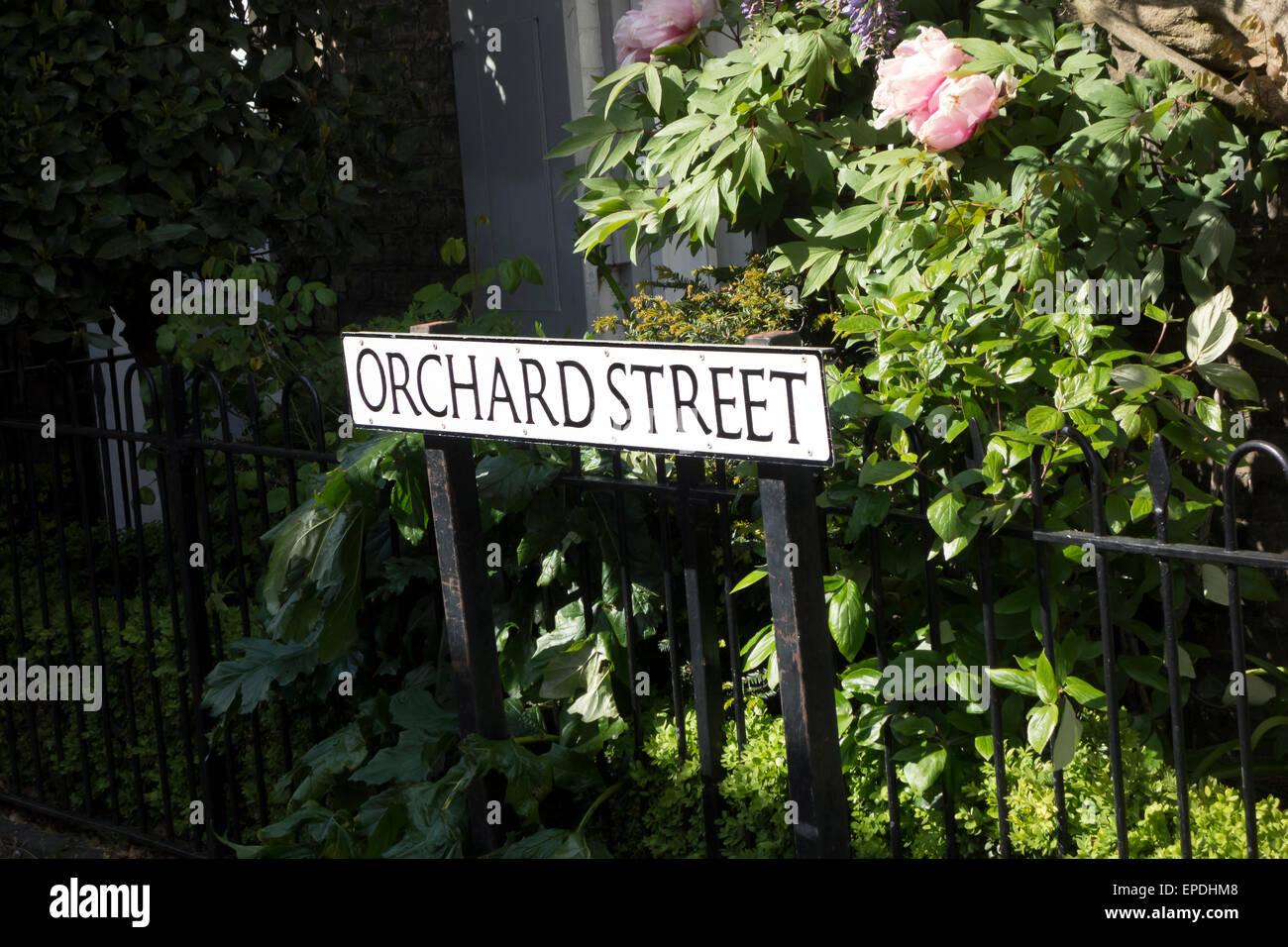 Orchard street hi-res stock photography and images - Alamy