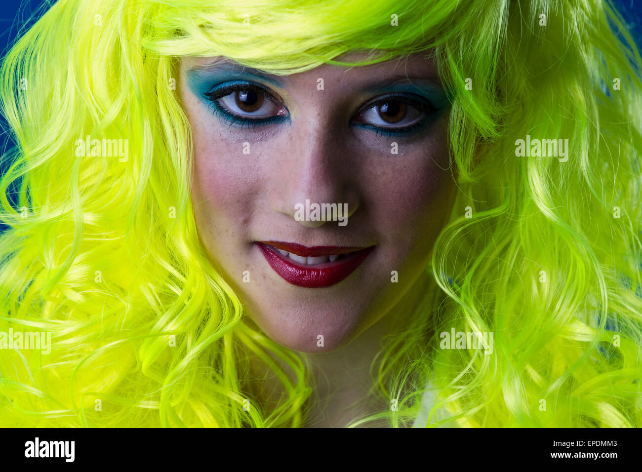 Smile, young girl with yellow hair Stock Photo - Alamy
