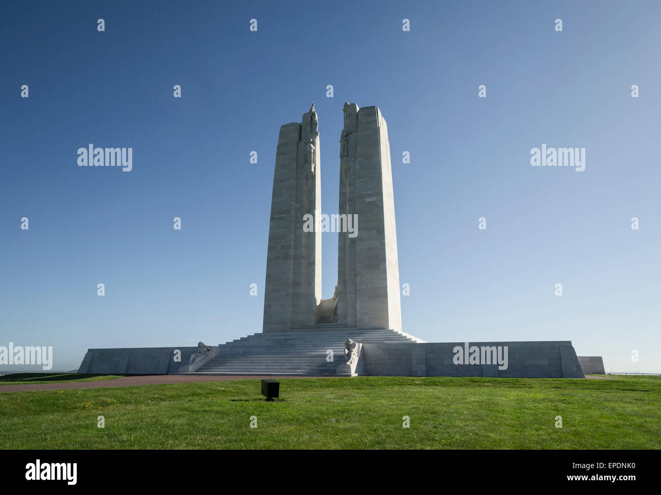 The Somme Battlefield. Vimy Ridge Canadian National Memorial Stock ...