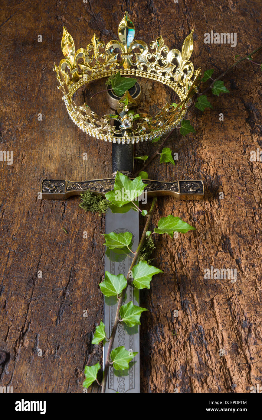 Golden ivy hi-res stock photography and images - Alamy