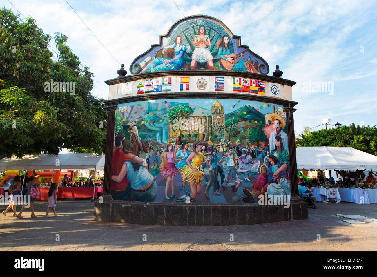 Mexican mural art hi-res stock photography and images - Alamy