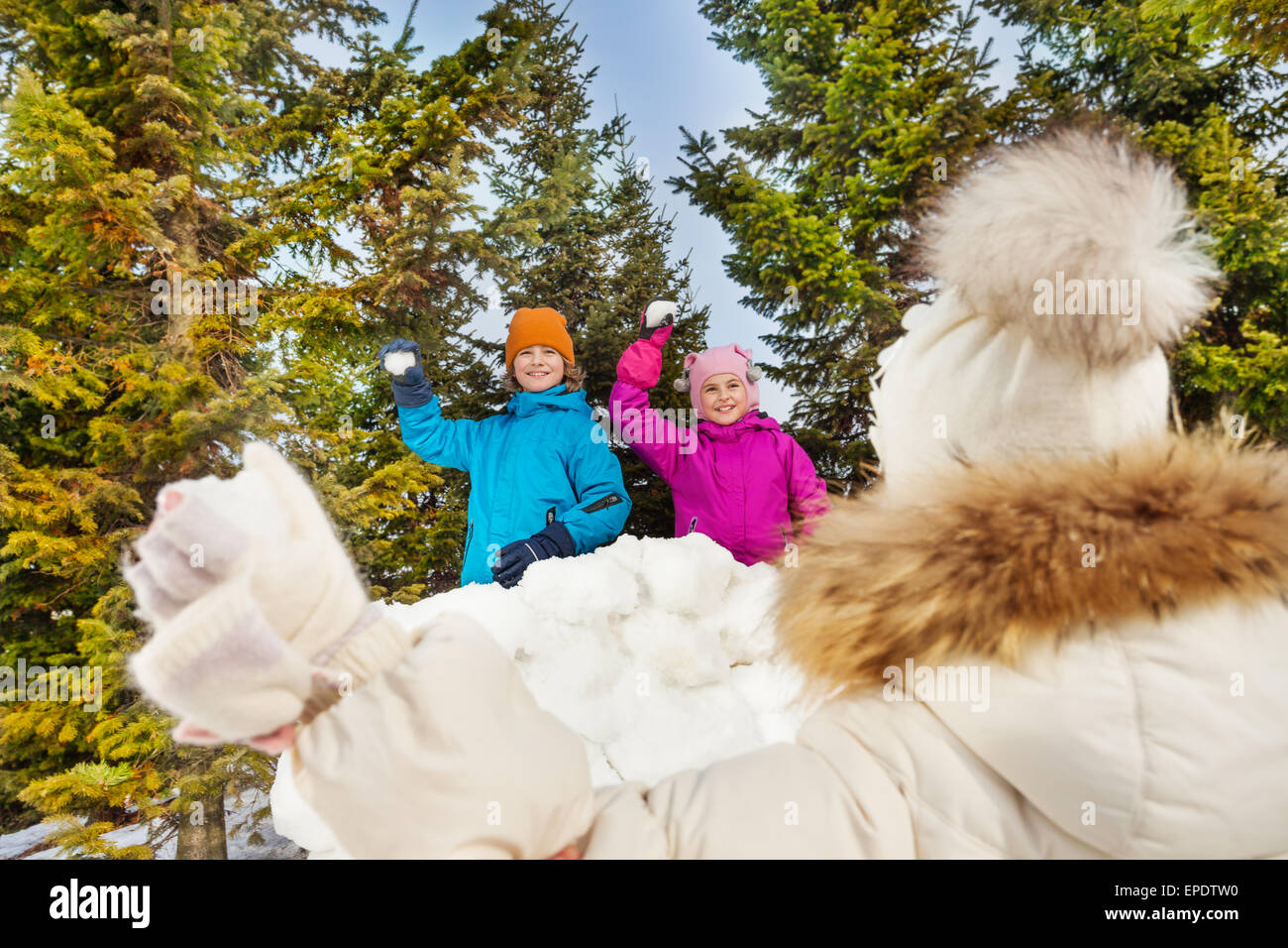 Child back view play hi-res stock photography and images - Alamy