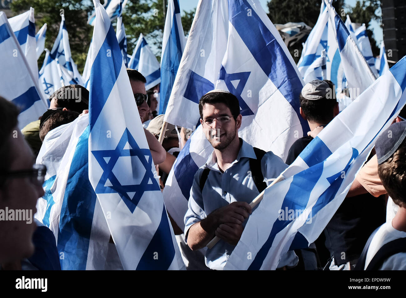 Jerusalem, Israel. 17th May, 2015. Tens of thousands of youths of the ...