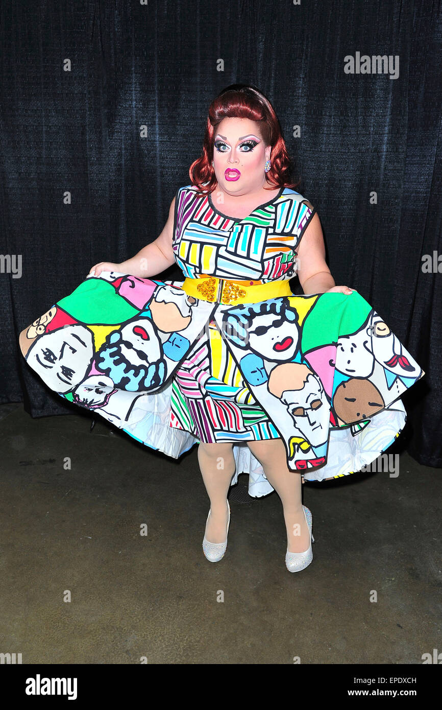 Ginger Minj auf RuPaul's DragCon im Los Angeles Convention Center. Los ...