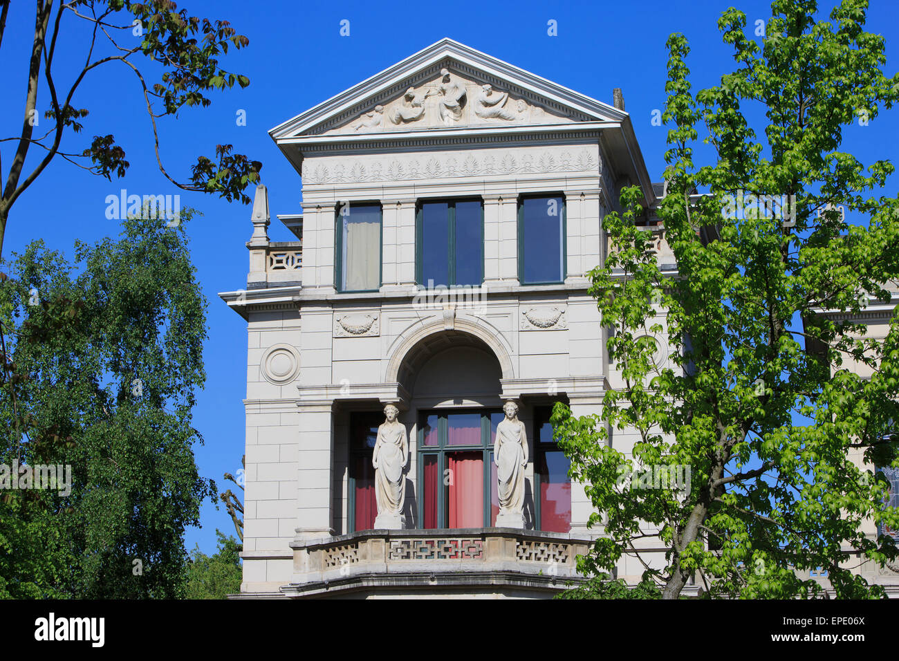 Neoclassical mansion detail hi-res stock photography and images - Alamy