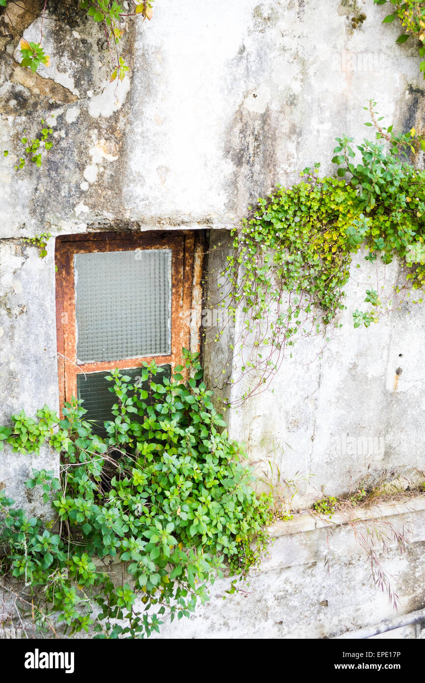 Rusty Window Frame High Resolution Stock Photography and Images - Alamy