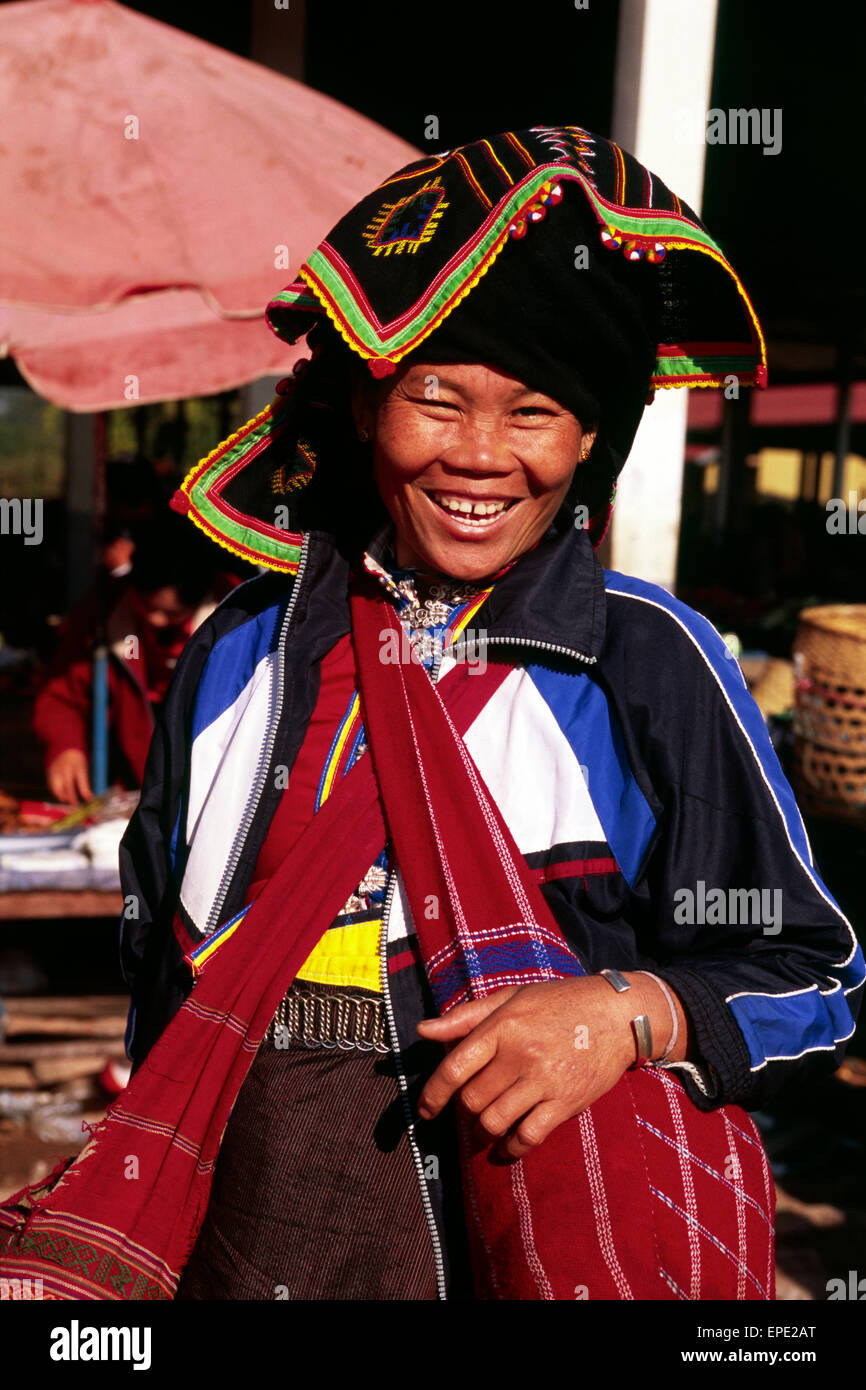 laos, luang nam tha province, muang sing, market, woman of the tai dam ...