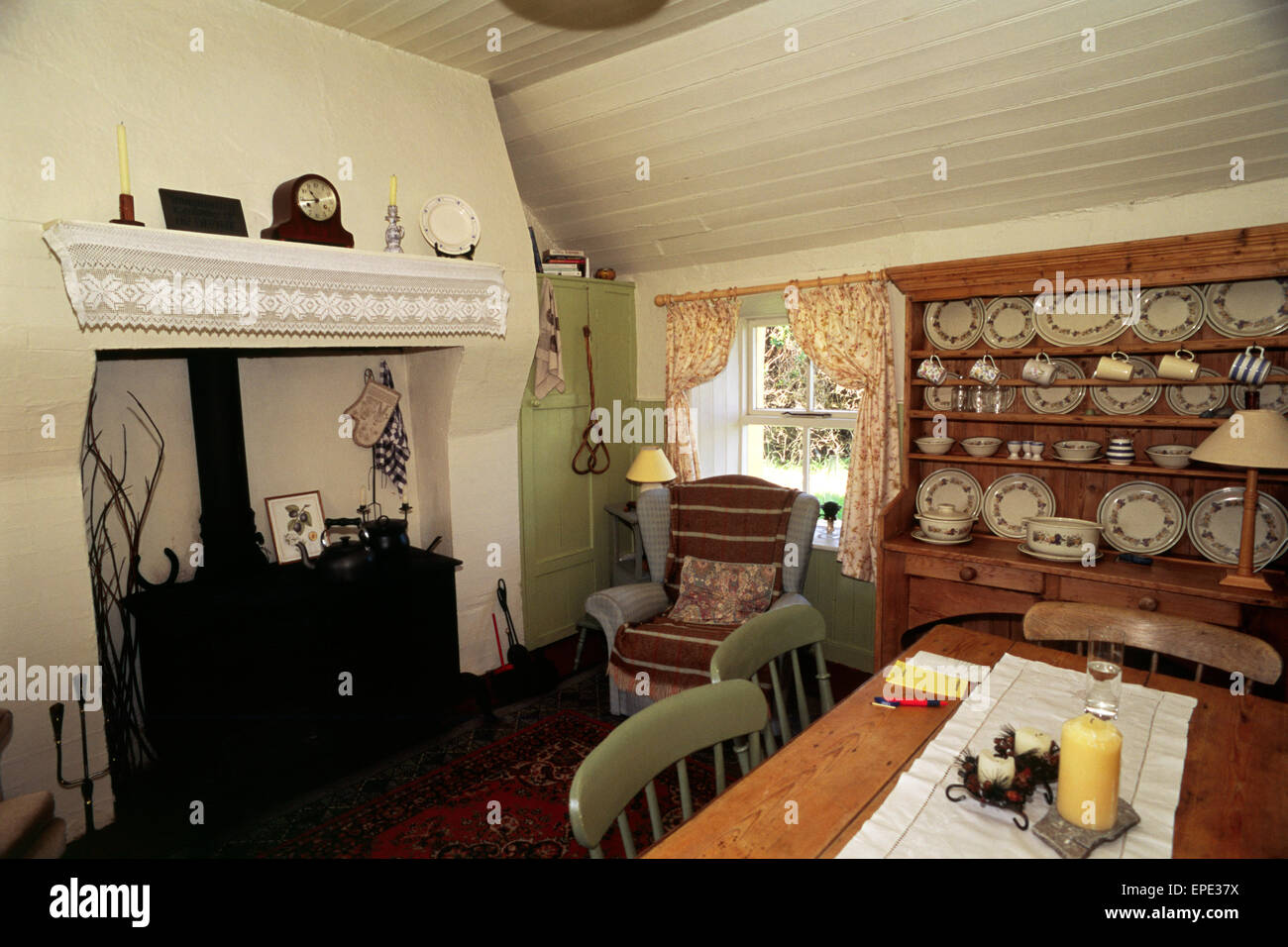 A 16th century room hi-res stock photography and images - Alamy