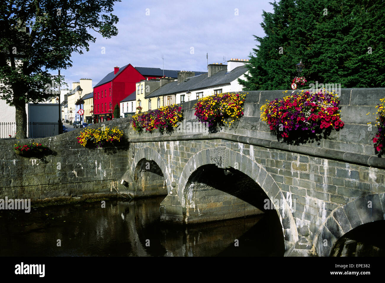 Ireland, County Mayo, Westport, bridge over Carrowbeg river Stock Photo ...