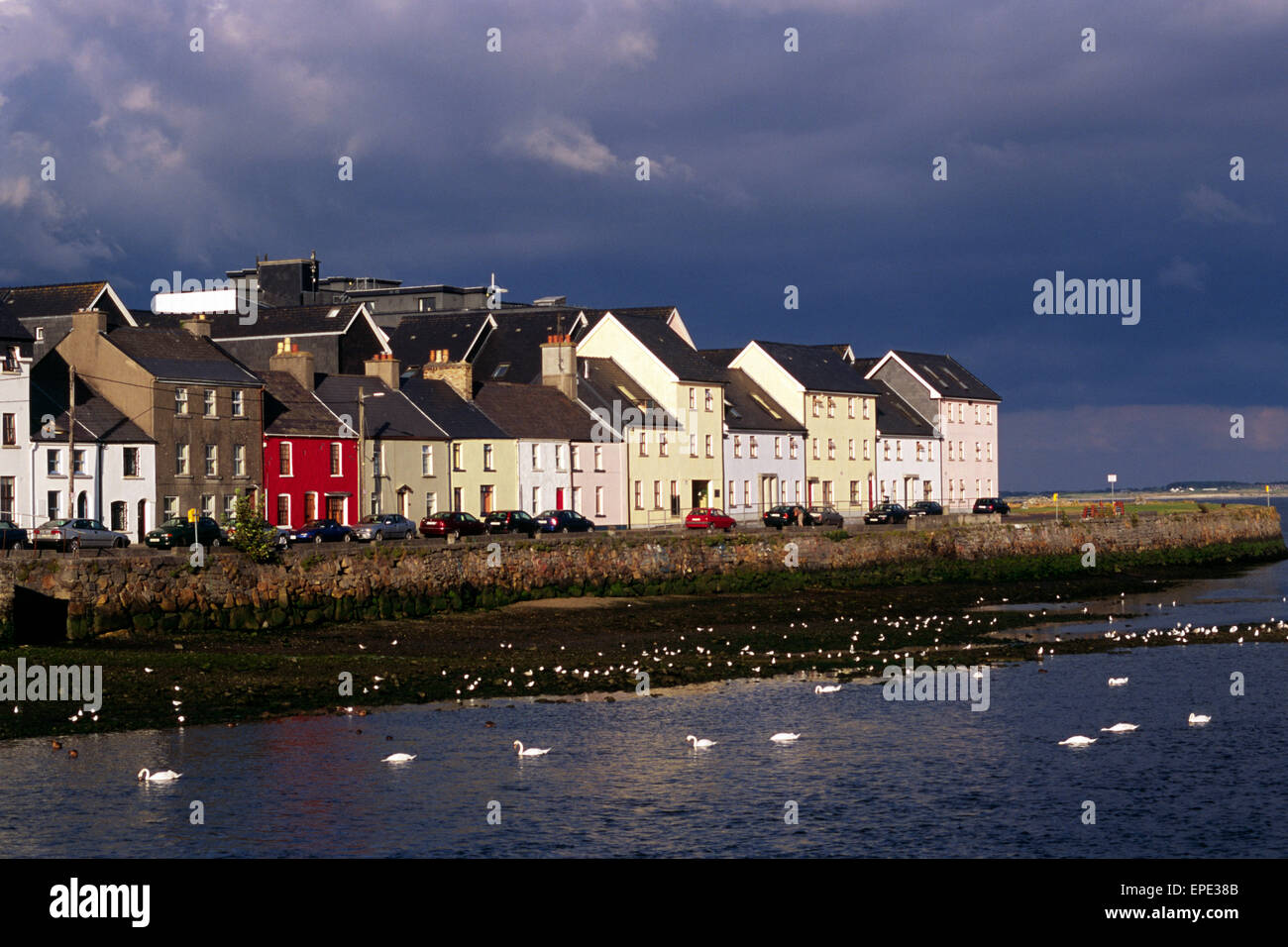 Corrib riverside quay hi-res stock photography and images - Alamy