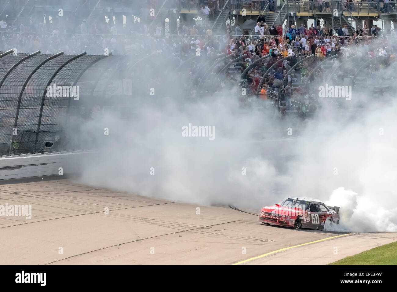 Newton, Iowa, USA. 17th May, 2015. The NASCAR Xfinity Series teams race ...