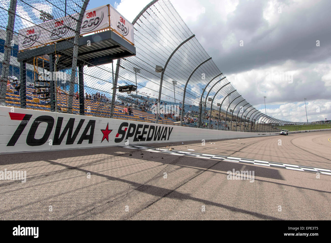 Newton, Iowa, USA. 17th May, 2015. The NASCAR Xfinity Series teams race ...