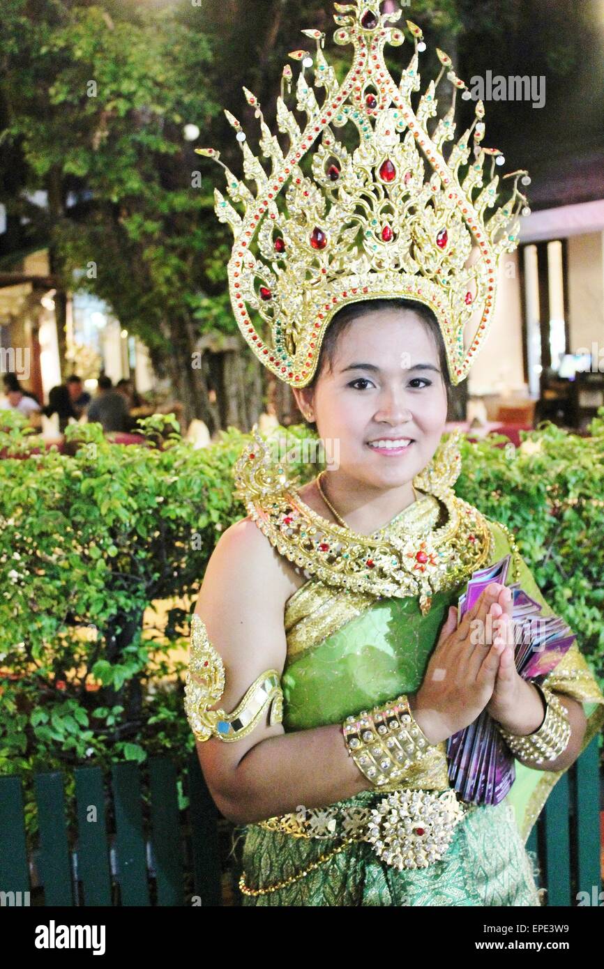Thailand woman in native costume Stock Photo - Alamy