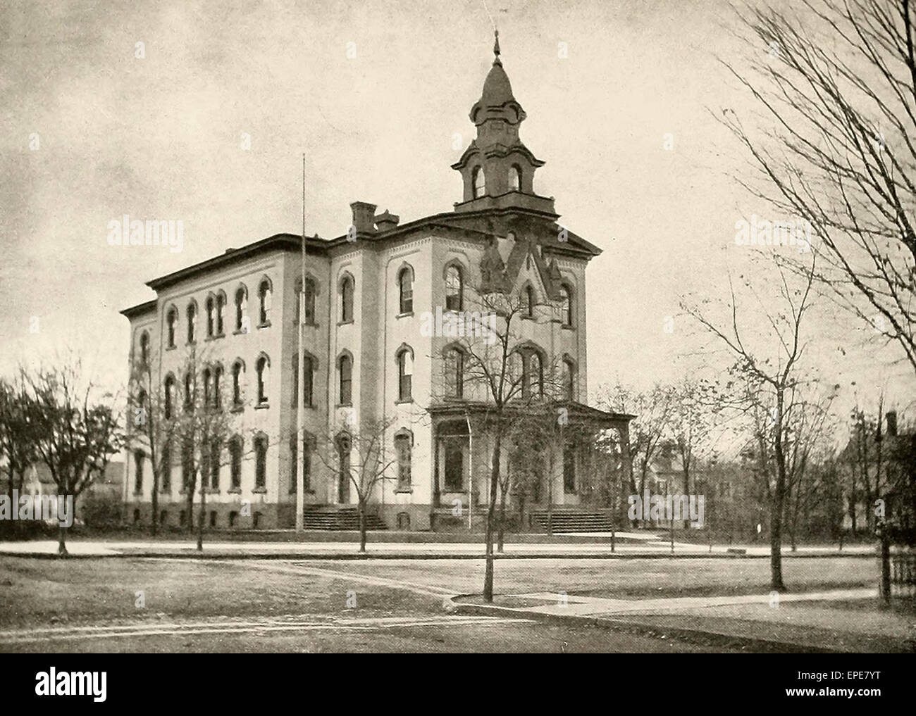 Livingston Avenue High School on Livingston Avenue at Redmond and ...