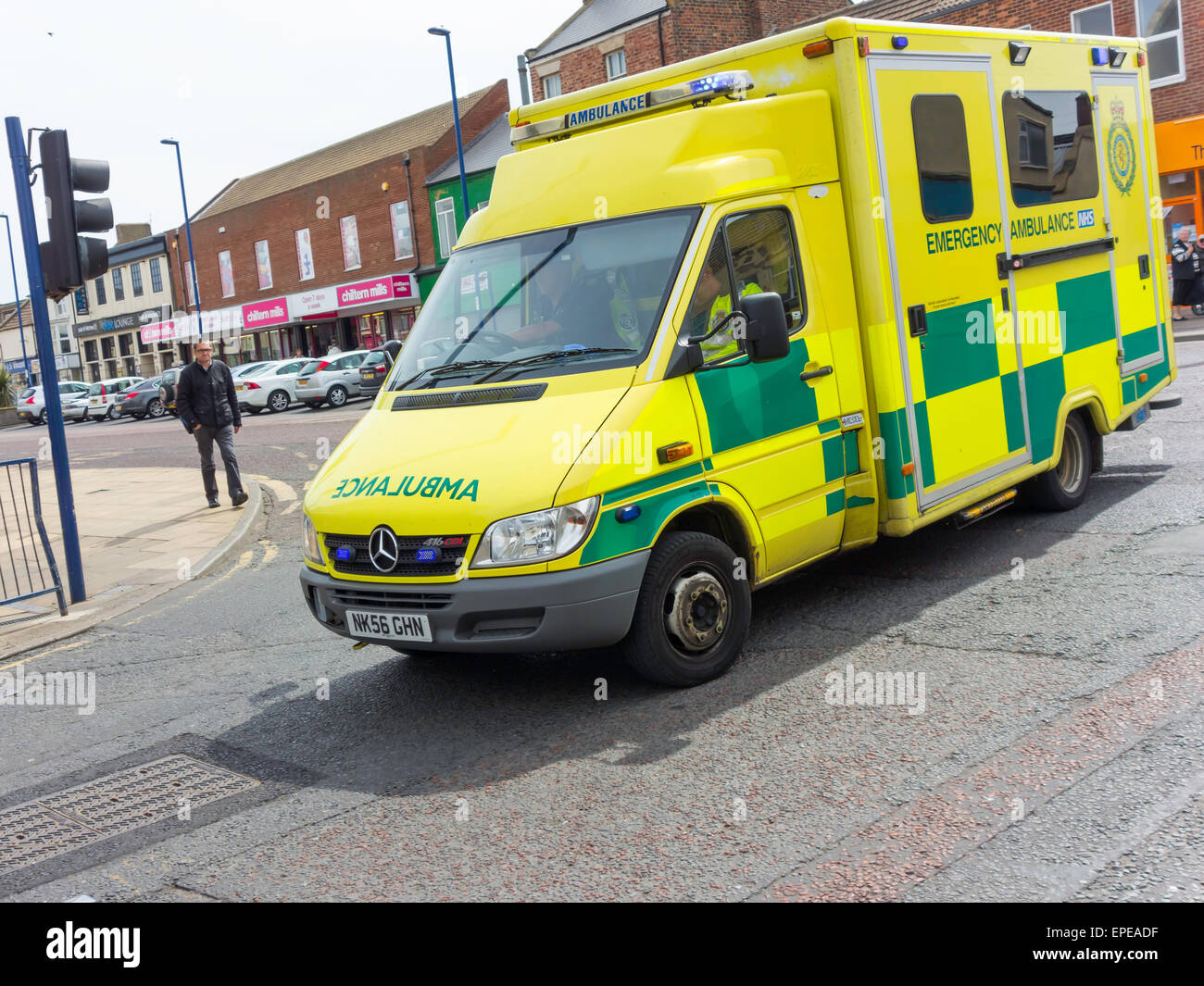 Emergency call centre uk hi-res stock photography and images - Alamy