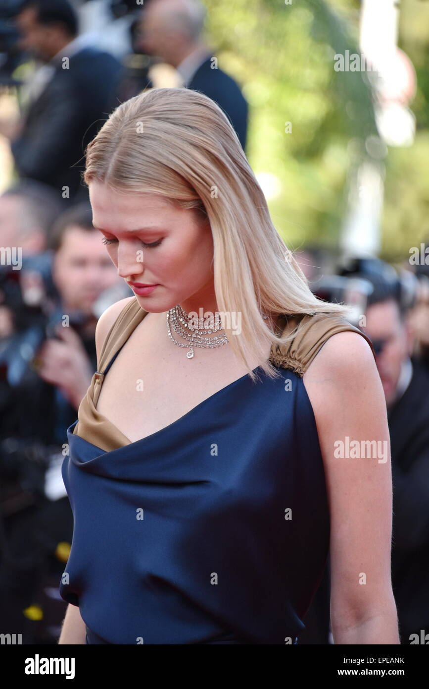 Toni Garrn/attending the Red Carpet Premiere Carol/68th Cannes Film ...