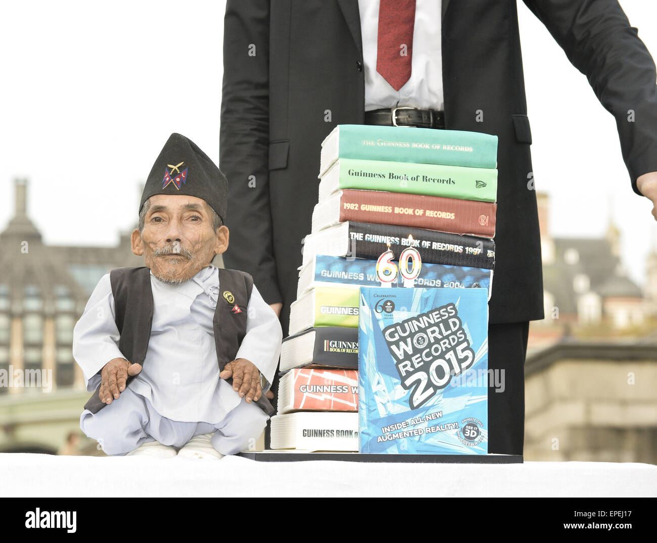 The shortest man ever Chandra Bahadur Dangi 54.6com - 21.5 inches) and ...