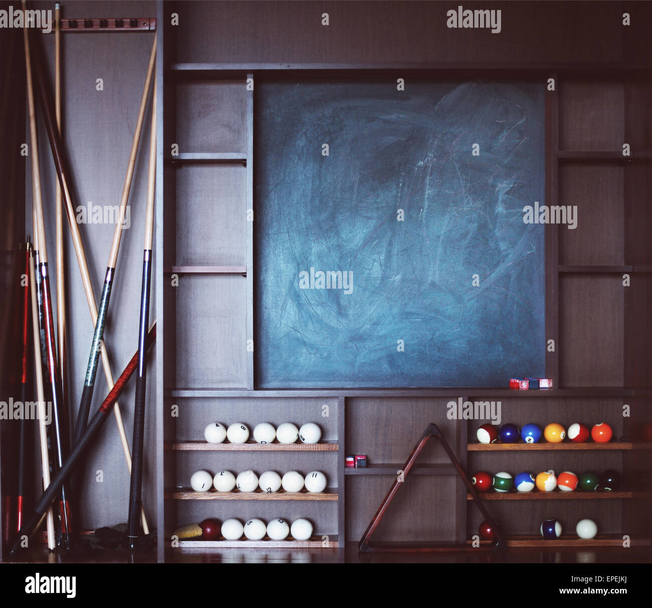 Pool cue stand hi-res stock photography and images - Alamy