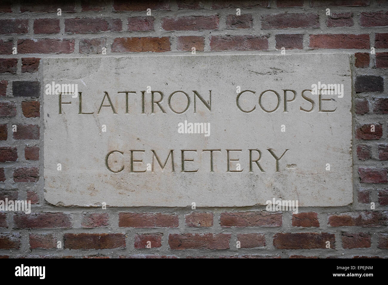 Commonwealth war grave sign hi-res stock photography and images - Alamy