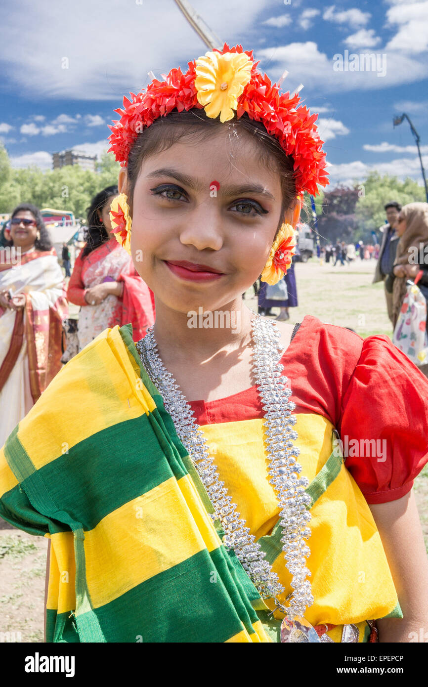 Bangladeshis celebrate in london hi-res stock photography and images ...