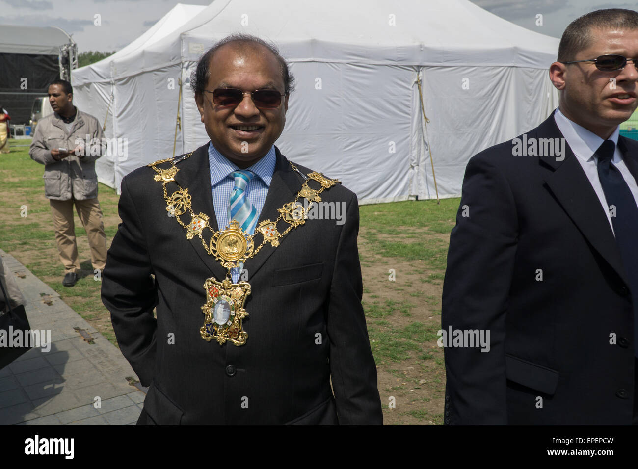 Bangladeshis celebrate in london hi-res stock photography and images ...